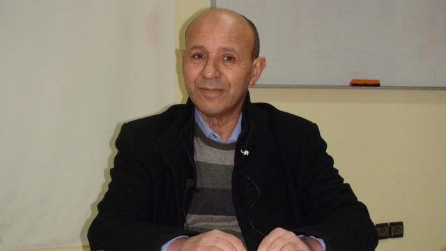 VIDEO عاجل : الأستاذ الطيبي بن هدى الأستاذ الباحث بكلية العلوم جامعة ...